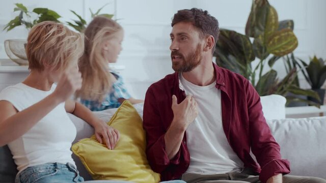 Obrazy (Disrespectful) — zdjęcia, wektory i wideo bez tantiem (3,456 ...