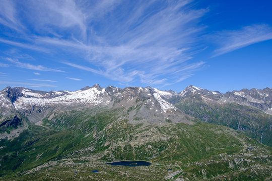 Adula Bilder – Durchsuchen 63 Archivfotos, Vektorgrafiken und Videos ...