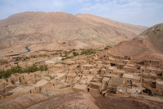 Tarimbecken Bilder – Durchsuchen 310 Archivfotos, Vektorgrafiken und ...