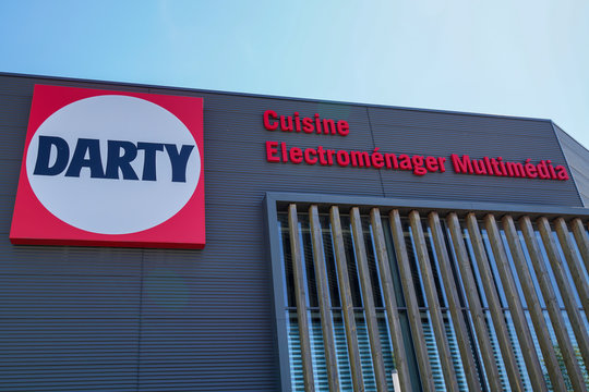 Darty Bilder – Durchsuchen 110 Archivfotos, Vektorgrafiken und Videos ...