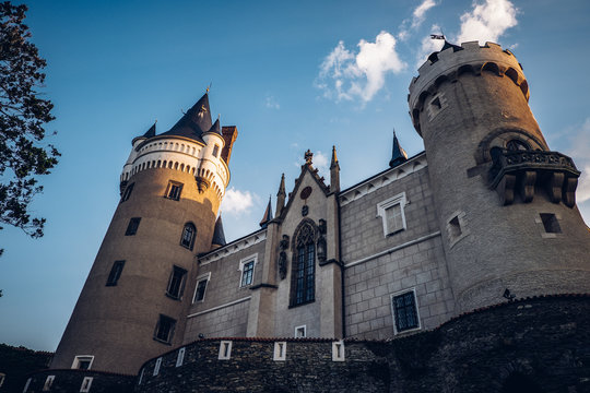 Lichtenburg Imagens – Procure 65 fotos, vetores e vídeos | Adobe Stock