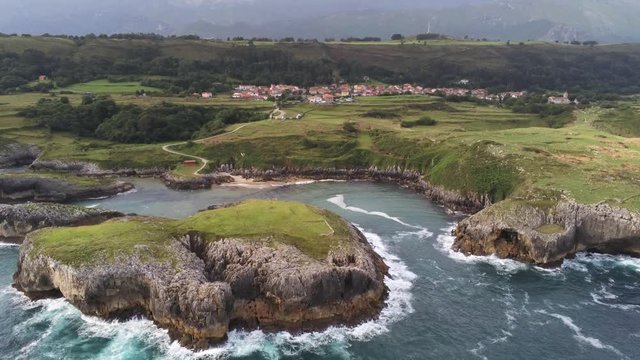Llanes Bilder – Durchsuchen 5,111 Archivfotos, Vektorgrafiken und ...