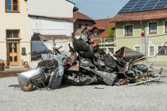 Mistplatz Bilder – Durchsuchen 1,966 Archivfotos, Vektorgrafiken und ...