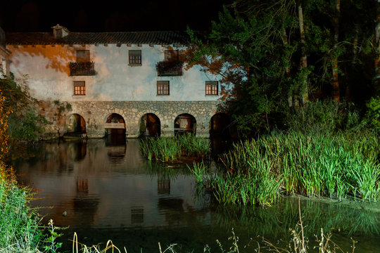 รูปภาพCastellano – เลือกดูภาพถ่ายสต็อก เวกเตอร์ และวิดีโอ1,436 | Adobe ...