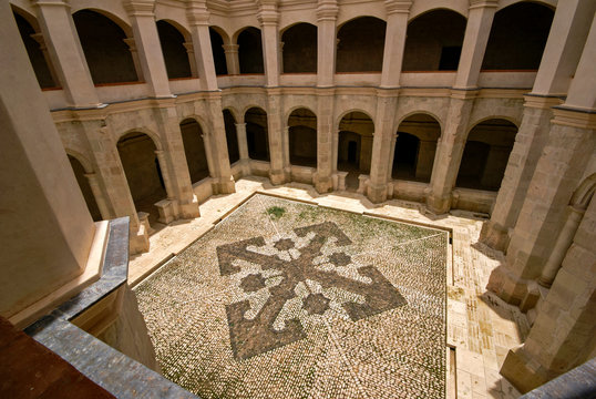 Plateresco Bilder – Durchsuchen 656 Archivfotos, Vektorgrafiken und ...