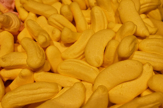 Banana-Shapes Images – Browse 33 Stock Photos, Vectors, and Video ...