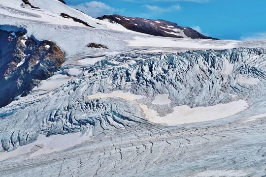 Gletscherspalte bilder – Bläddra bland 1,457 stockfoton, vektorer och ...