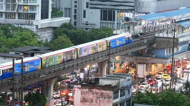 รูปภาพSukhumvit – เลือกดูภาพถ่ายสต็อก เวกเตอร์ และวิดีโอ2,002 | Adobe Stock