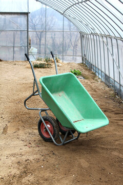 Handbarrow Bilder – Durchsuchen 517 Archivfotos, Vektorgrafiken und ...