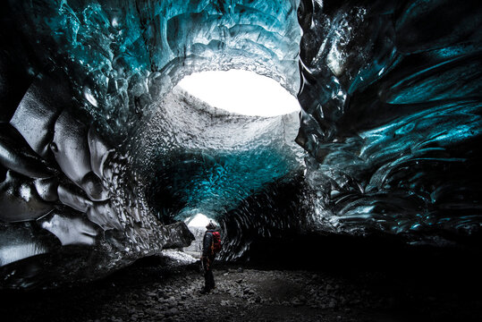 Icecave Bilder – Durchsuchen 652 Archivfotos, Vektorgrafiken und Videos | Adobe Stock