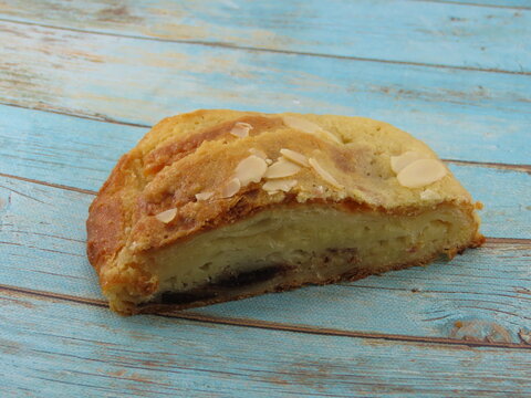 Tranchen Bilder – Durchsuchen 20,924 Archivfotos, Vektorgrafiken und ...