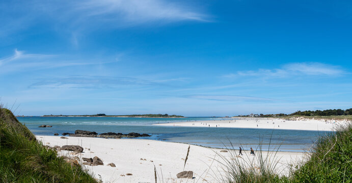 รูปภาพSantec – เลือกดูภาพถ่ายสต็อก เวกเตอร์ และวิดีโอ79 | Adobe Stock