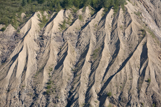 Afbeeldingen over "Scree Slope" – Blader in stockfoto's, vectoren en ...