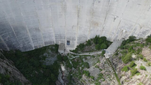 Barrage Images – Browse 57,181 Stock Photos, Vectors, and Video | Adobe ...