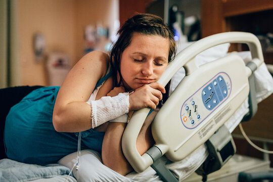 Woman In Labor Images – Browse 440,197 Stock Photos, Vectors, and Video ...