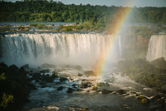 Poltern Bilder – Durchsuchen 8,465 Archivfotos, Vektorgrafiken und ...
