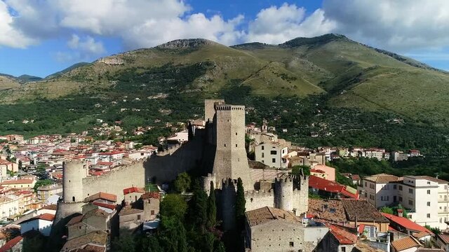 Itri Bilder – Durchsuchen 220 Archivfotos, Vektorgrafiken und Videos ...