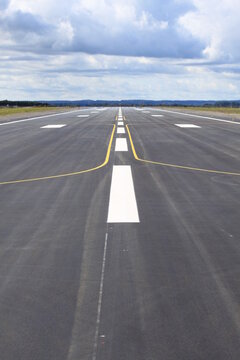 รูปภาพRollbahn – เลือกดูภาพถ่ายสต็อก เวกเตอร์ และวิดีโอ476 | Adobe Stock