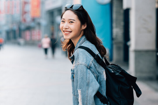 "Asiatin Bilder – Durchsuchen 12,368,941 Archivfotos, Vektorgrafiken ...