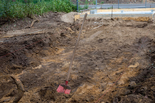 Disinter Bilder – Durchsuchen 2,320 Archivfotos, Vektorgrafiken und ...