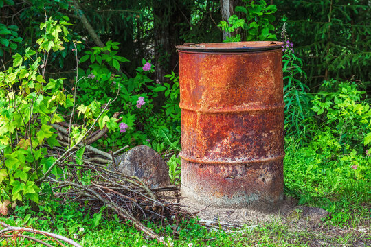 "Rusty Barrel" Images – Browse 87 Stock Photos, Vectors, and Video ...