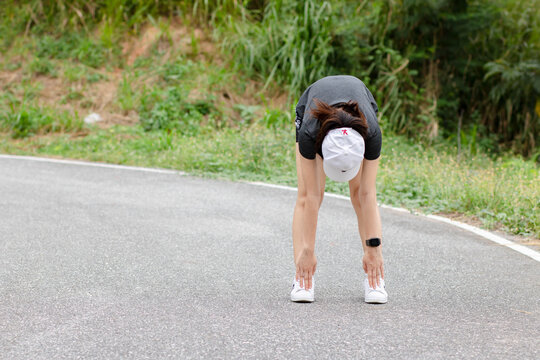 Stooping Images – Browse 92,688 Stock Photos, Vectors, and Video ...