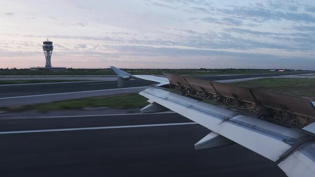 "Aeroplane Wing" Images – Browse 312 Stock Photos, Vectors, and Video ...