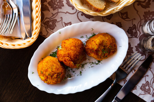 Kolduny bilder – Bläddra bland 337 stockfoton, vektorer och videor ...