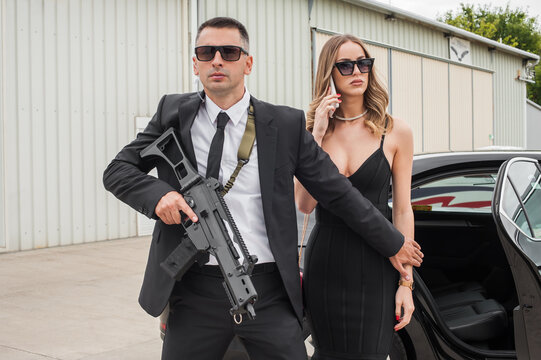 Bodyguard-Bilder: Stock-Fotos & -Videos. | Adobe Stock