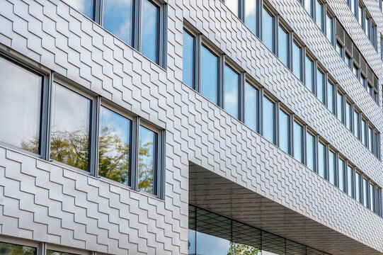 Metallplatten bilder – Bläddra bland 164 stockfoton, vektorer och ...