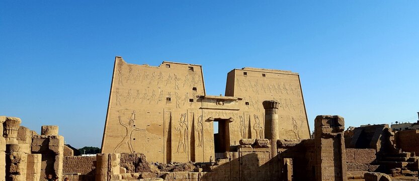 รูปภาพLouxor – เลือกดูภาพถ่ายสต็อก เวกเตอร์ และวิดีโอ1,387 | Adobe Stock