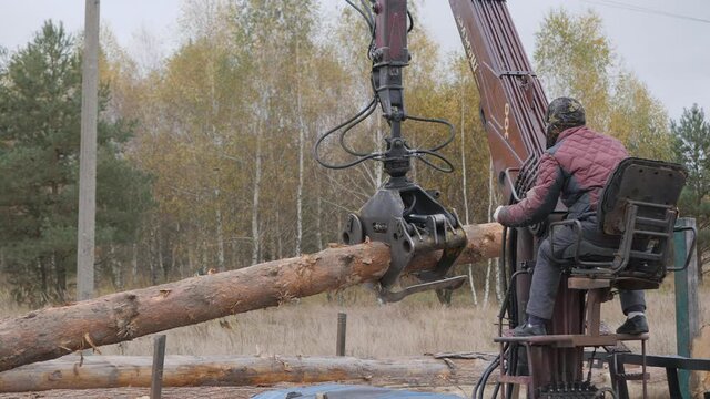 "Logging Machine"-Bilder: Stock-Fotos & -Videos. | Adobe Stock