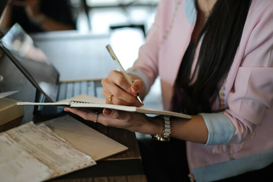 「Lablet」の画像 - 58 件の Stock 写真、ベクターおよびビデオ | Adobe Stock