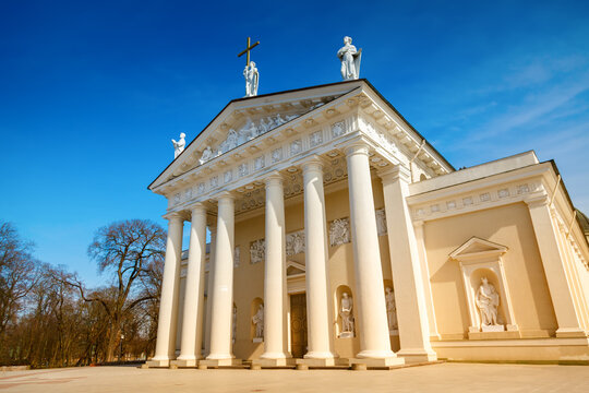 รูปภาพStanislaus – เลือกดูภาพถ่ายสต็อก เวกเตอร์ และวิดีโอ3,167 | Adobe ...