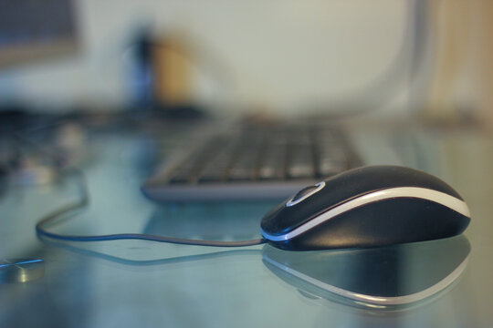 Scroller Bilder – Durchsuchen 956 Archivfotos, Vektorgrafiken und ...