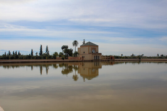 Menera bilder – Bläddra bland 26 stockfoton, vektorer och videor ...