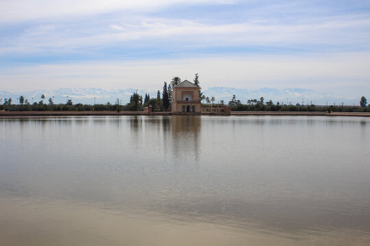 Menera bilder – Bläddra bland 26 stockfoton, vektorer och videor ...