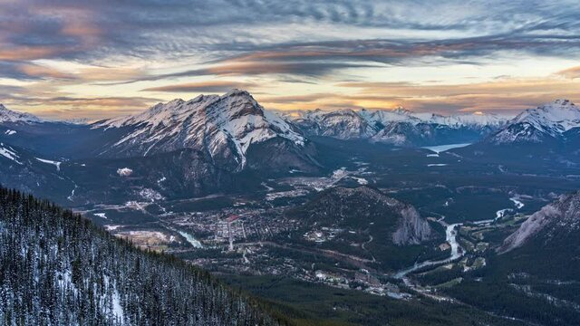 "Banff Avenue" Images – Browse 136 Stock Photos, Vectors, and Video ...