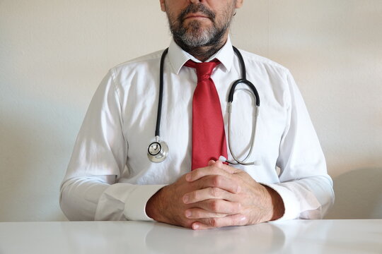 Docteur Images – Browse 7,242 Stock Photos, Vectors, and Video | Adobe ...