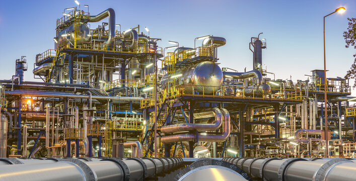 Oil-Refinery Images – Browse 2,922 Stock Photos, Vectors, and Video ...