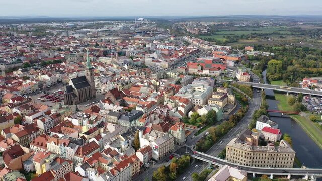 「Plzen」の写真素材 | 6,860件の無料イラスト画像 | Adobe Stock