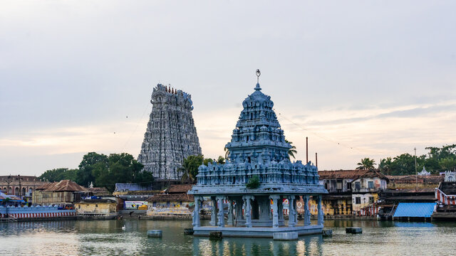 รูปภาพSuchindram – เลือกดูภาพถ่ายสต็อก เวกเตอร์ และวิดีโอ73 | Adobe Stock