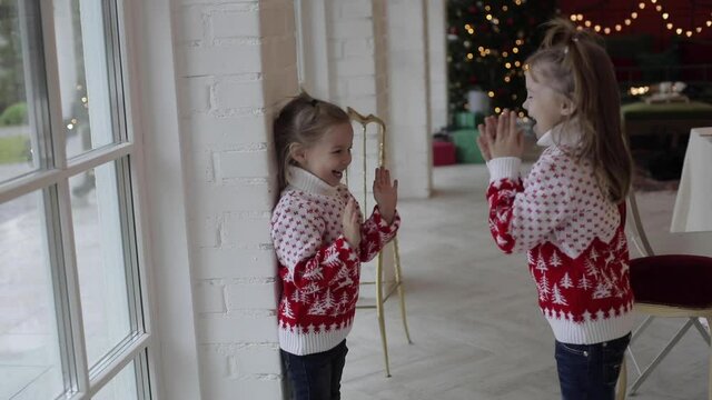 Hand-Clapping - Images et vidéos libres de droits | Adobe Stock