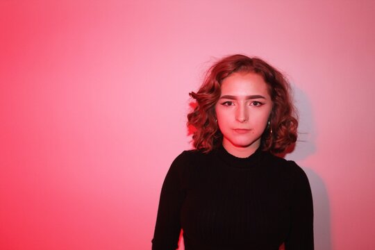 Red Background Portrait Images – Browse 1,700,174 Stock Photos, Vectors ...