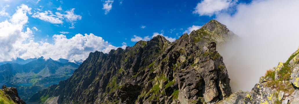 Tatri-Bilder: Stock-Fotos & -Videos. | Adobe Stock