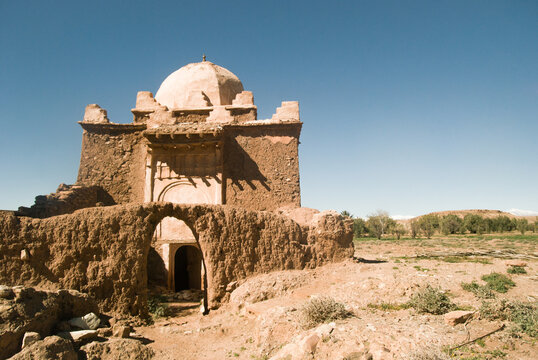 "Muslim Shrine" Images – Browse 33 Stock Photos, Vectors, and Video ...