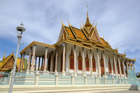 รูปภาพMorakot – เลือกดูภาพถ่ายสต็อก เวกเตอร์ และวิดีโอ524 | Adobe Stock