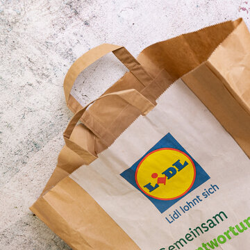 Lidl Изображения: просматривайте стоковые фотографии, векторные ...