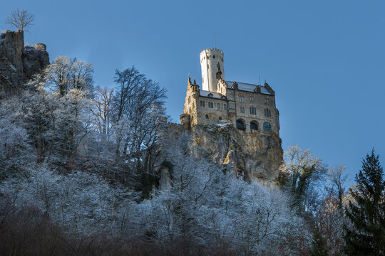 รูปภาพRitterburg – เลือกดูภาพถ่ายสต็อก เวกเตอร์ และวิดีโอ4,914 | Adobe ...