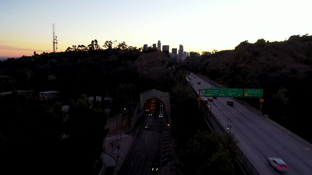 "Harbor Freeway" Bilder – Durchsuchen 280 Archivfotos, Vektorgrafiken ...